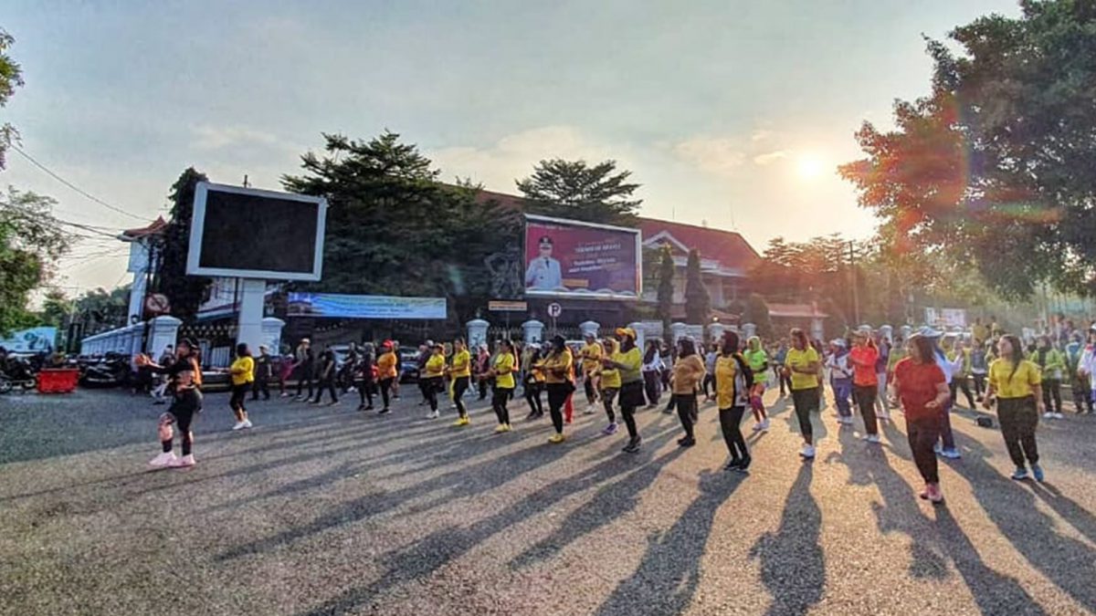Senam Masal Car Free Day – BPKAD Kabupaten Pati Senam Masal Car Free Day – BPKAD Kabupaten Pati